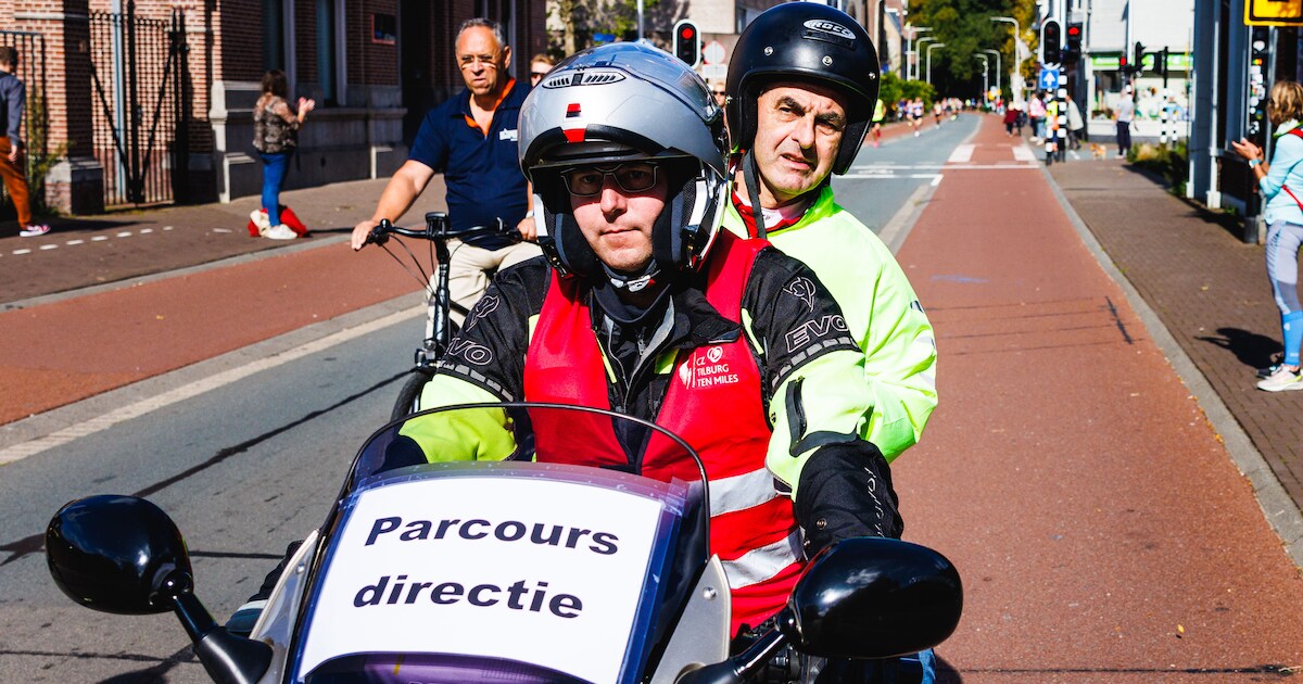 Voor het laatst als eerste het parcours van de Tilburg Ten Miles op ...