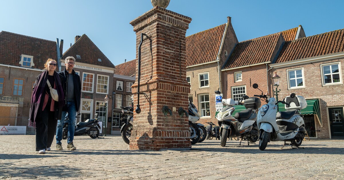 Make-over Vismarkt Heusden klaar: waterpomp werkt ook weer | Regio | BD.nl