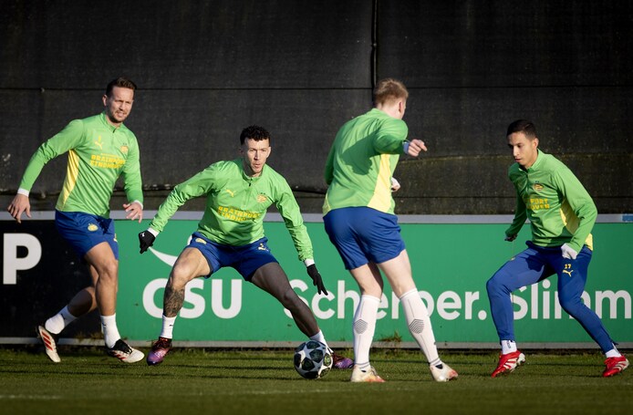 Hoe Bosz op zoek gaat naar eerherstel bij PSV (en een iets beter ...