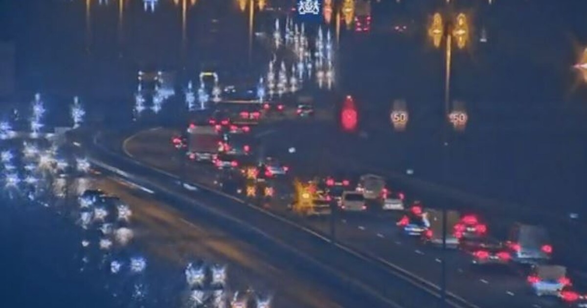 Rijstrook kort dicht na ongeluk op A2: op hoogtepunt uur vertraging bij ...