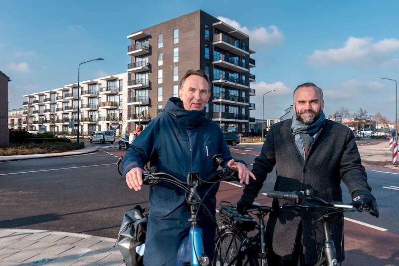 Fietsers doodsbang op nieuwe kruising in Vught: ‘Je ziet helemaal niks ...