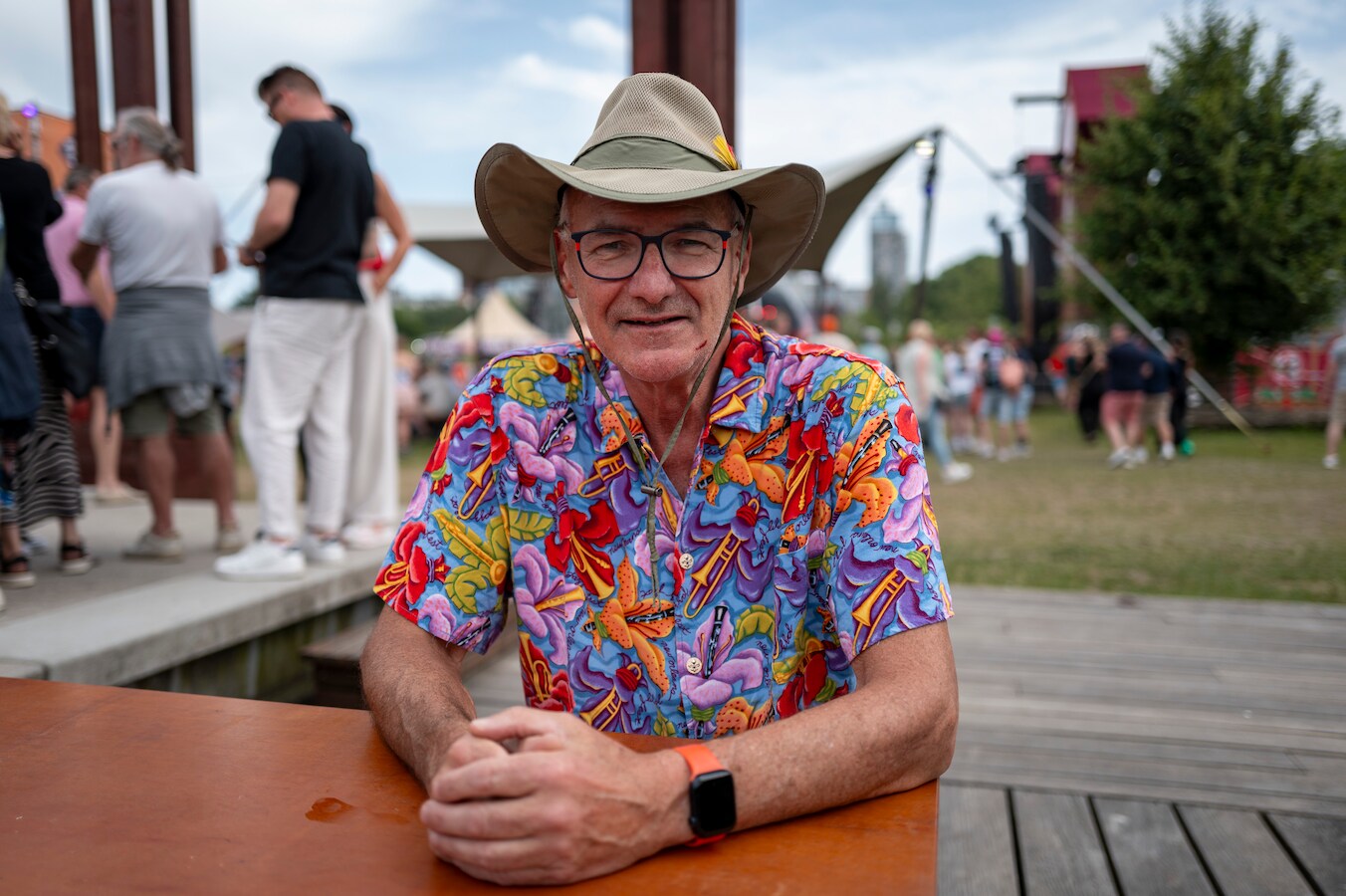 Waarom Spoorpark Live in Tilburg zo’n heerlijk festival is, zelfs met ...