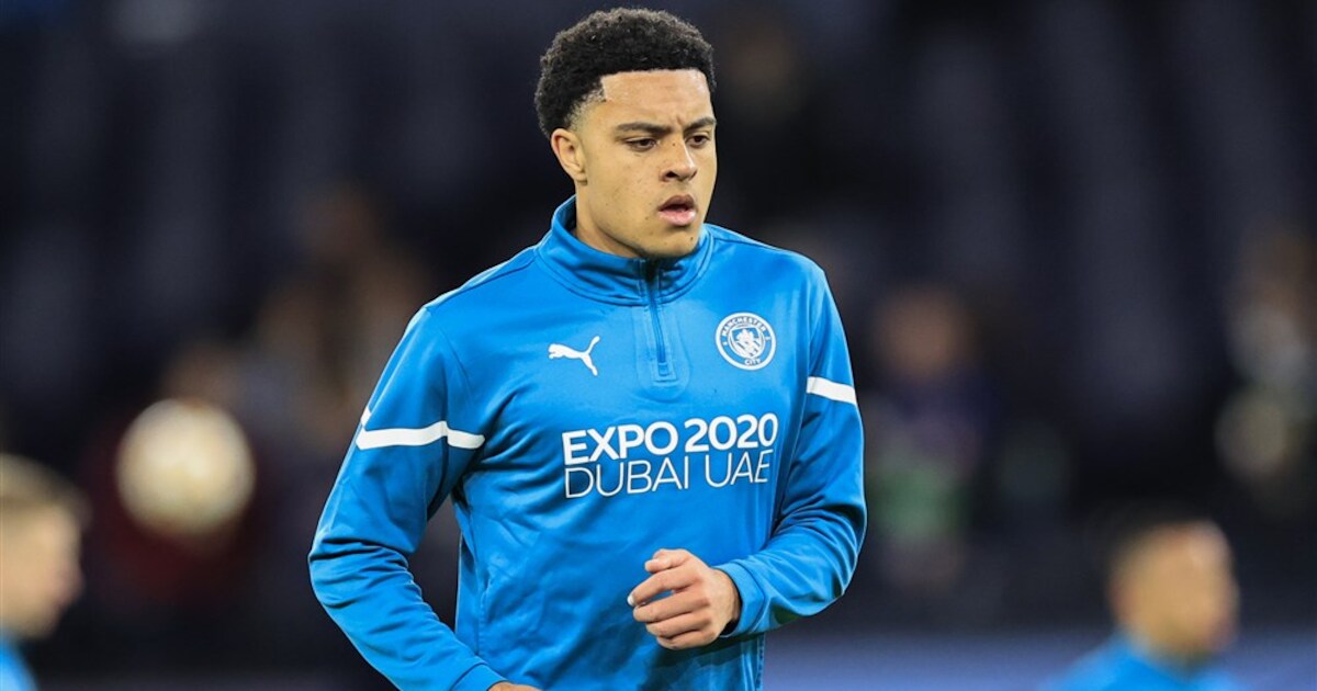 Dit is de nieuwste PSV-aanwinst met drie minuten Premier League ...