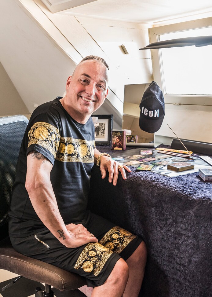 Michel/Michelle (53) zegt na een lange worsteling: ‘Dit is wie ik ben ...