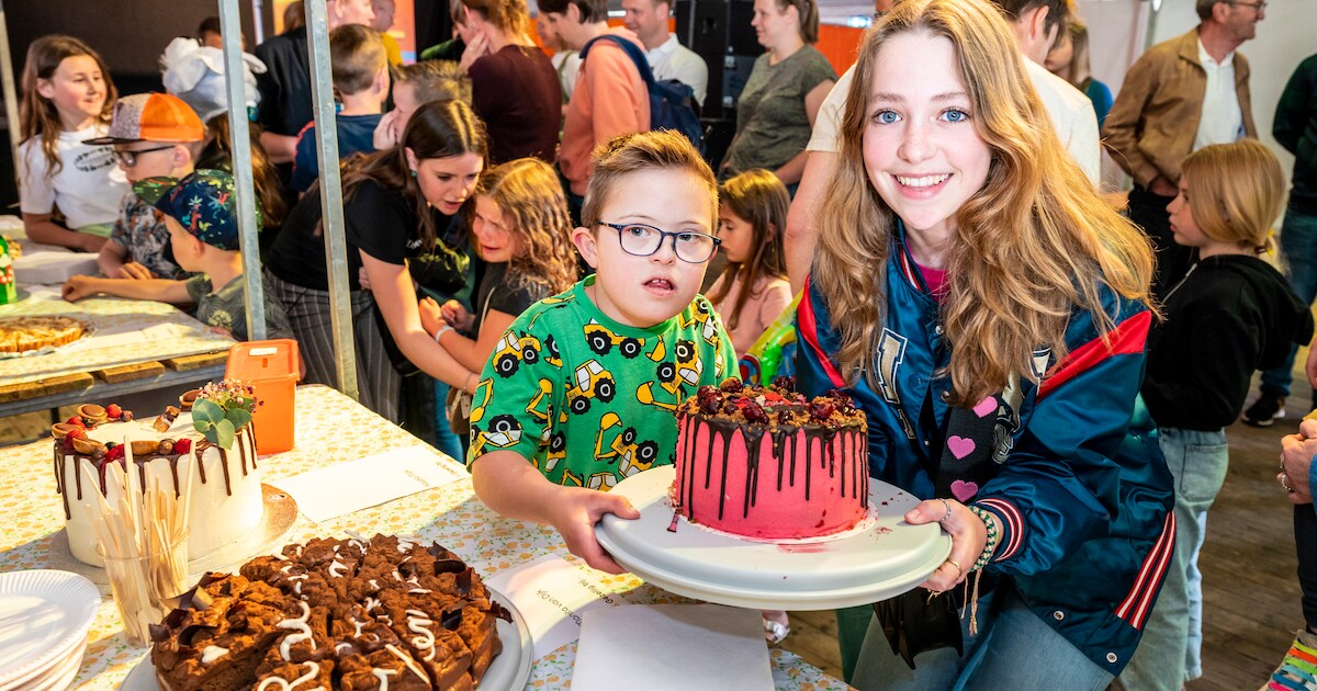 Nick en Kira bakken de lekkerste taart met Hemelvaart: ‘Lastig om het ...