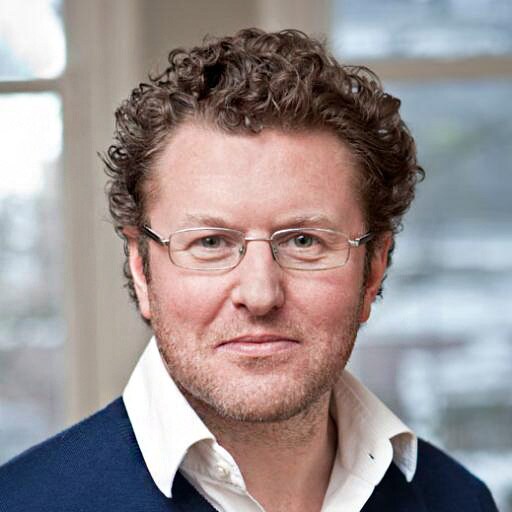 Bezuinigen is uit, geld uitgeven is in: ‘Rekening bij latere generaties ...