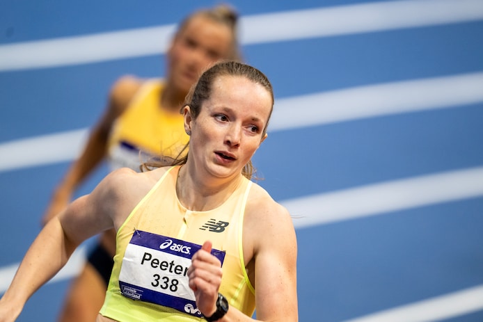 Nina Franke (22) uit Heesch zorgt voor verbazing op NK in Apeldoorn ...
