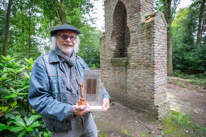 Harry maakt Het Offer voor iedereen met verdriet en hij weet wat dat is ...