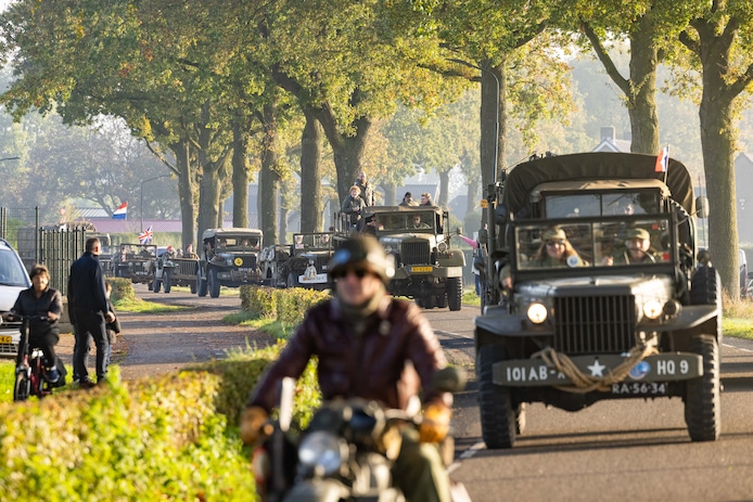 Terug naar 1944 met ronkende motoren: bevrijdingsroute herbeleefd met ...