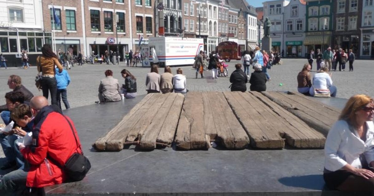 Tijdelijk andere afdekking voor put Markt | Den Bosch, Vught | BD.nl