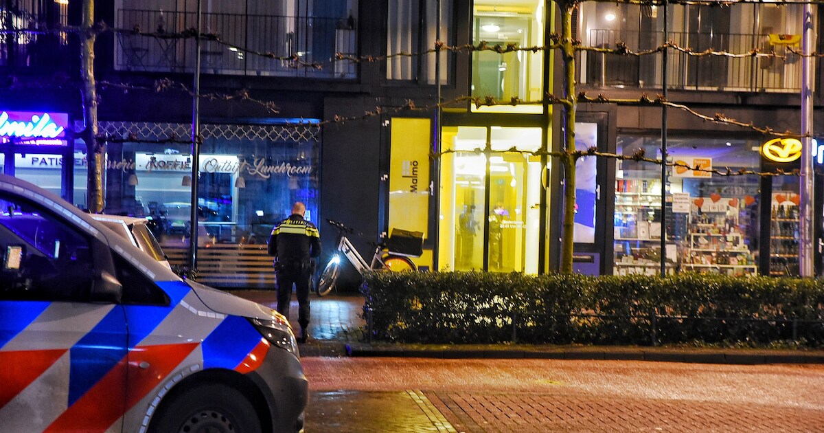 Ontmaskerde 'spook-profvoetballer' uit Tilburg nu verdacht van gewelddadige overvallen: eis van ...
