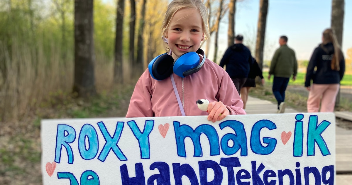 Phileine (8) liep bijna haar idool Roxy Dekker mis op Paaspop, tot een ...