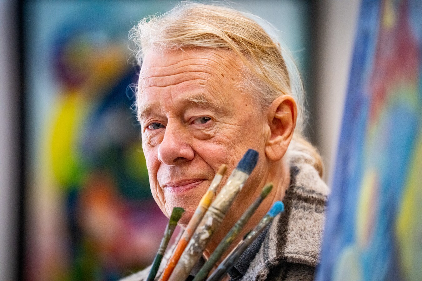 Kunstenaar Peter Hofland weet wat hij werkelijk is: ‘Een vastlegger ...