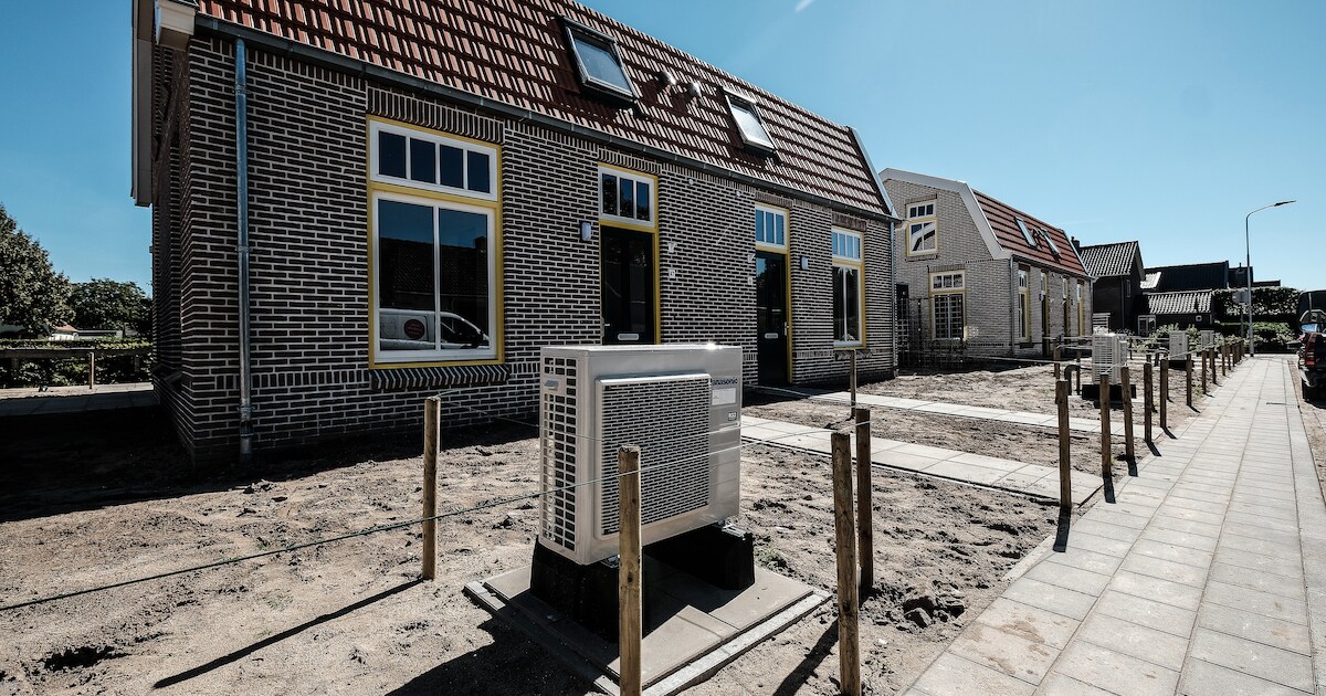 Opeens staan daar knotsen van warmtepompen in de voortuinen: 'Hoe klinkt het straks als al die ...