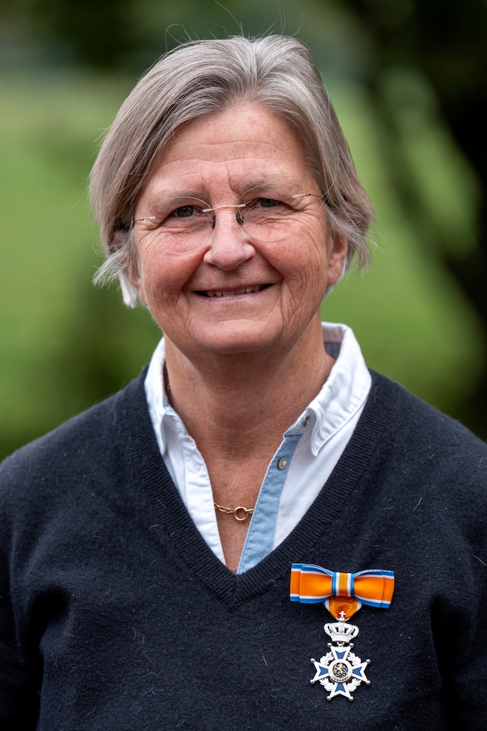 Van zorg voor pasgeborenen tot tandheelkunde in Gambia; Vught zet ...