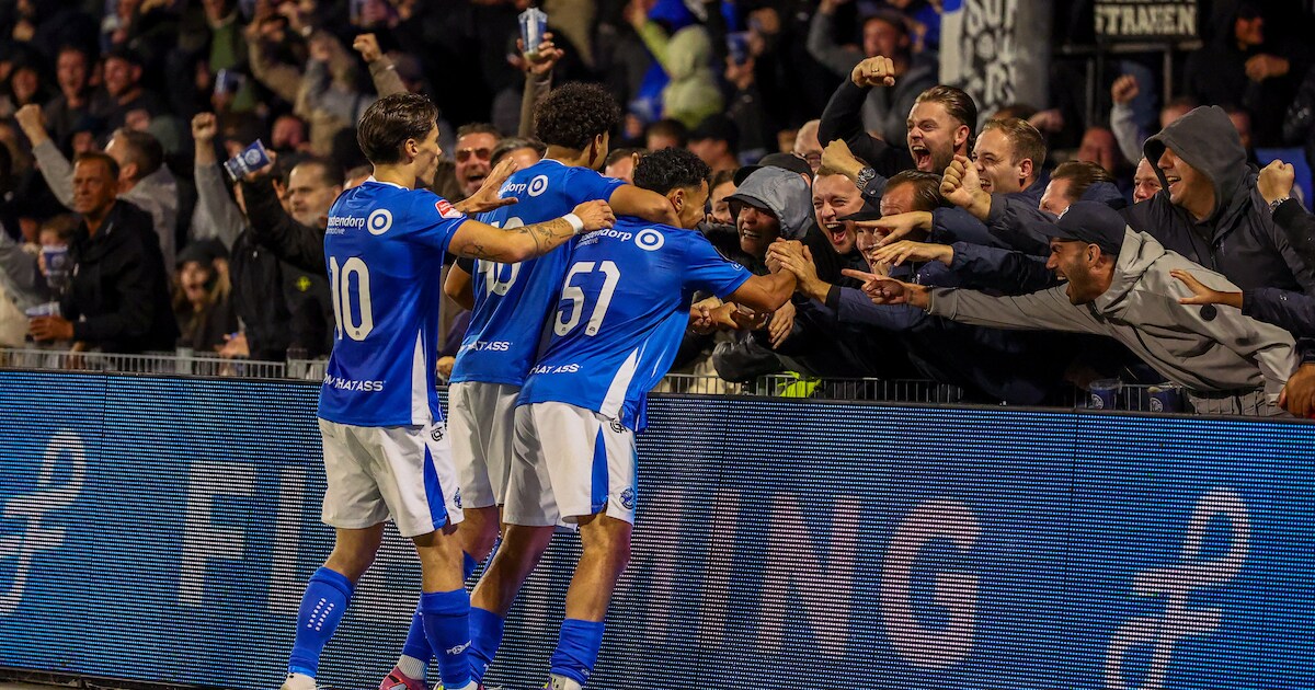 Hoogste tijd voor een nieuwe tribune voor de vaste kern van FC Den ...