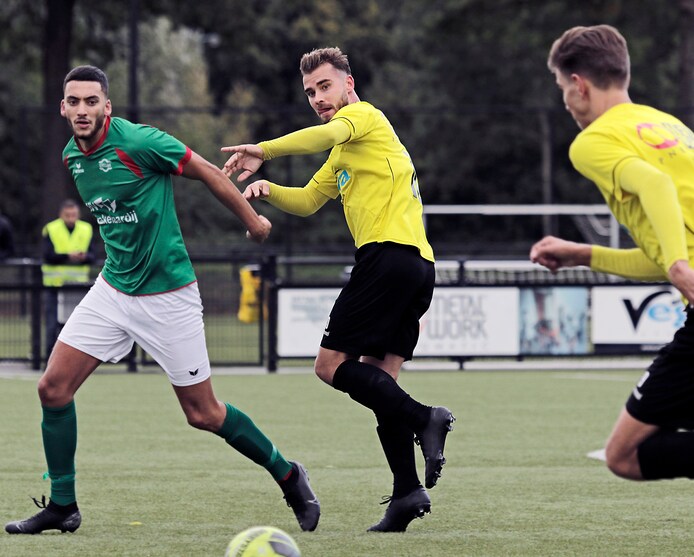 Van Vugt ook volgend seizoen trainer van Margriet | Amateurvoetbal | bd.nl