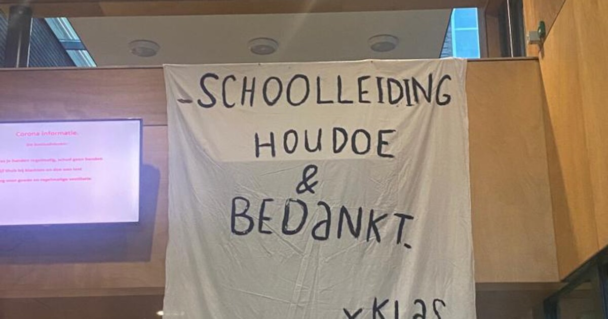 Eindexamenleerlingen Bernrode nemen ‘wraak’ op directie, omdat ze op ...