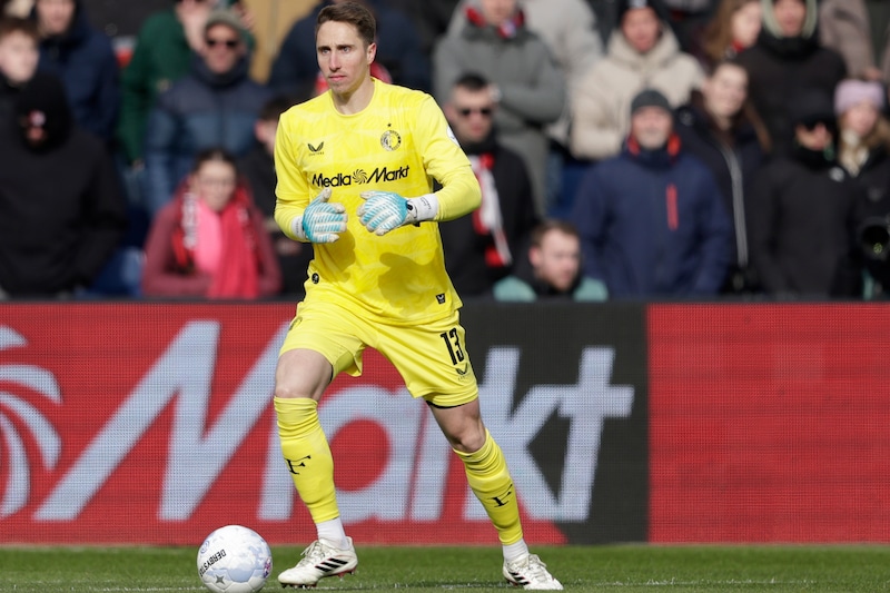 Wie was die Duitse keeper die nu ineens bij Feyenoord eenmalig op doel ...