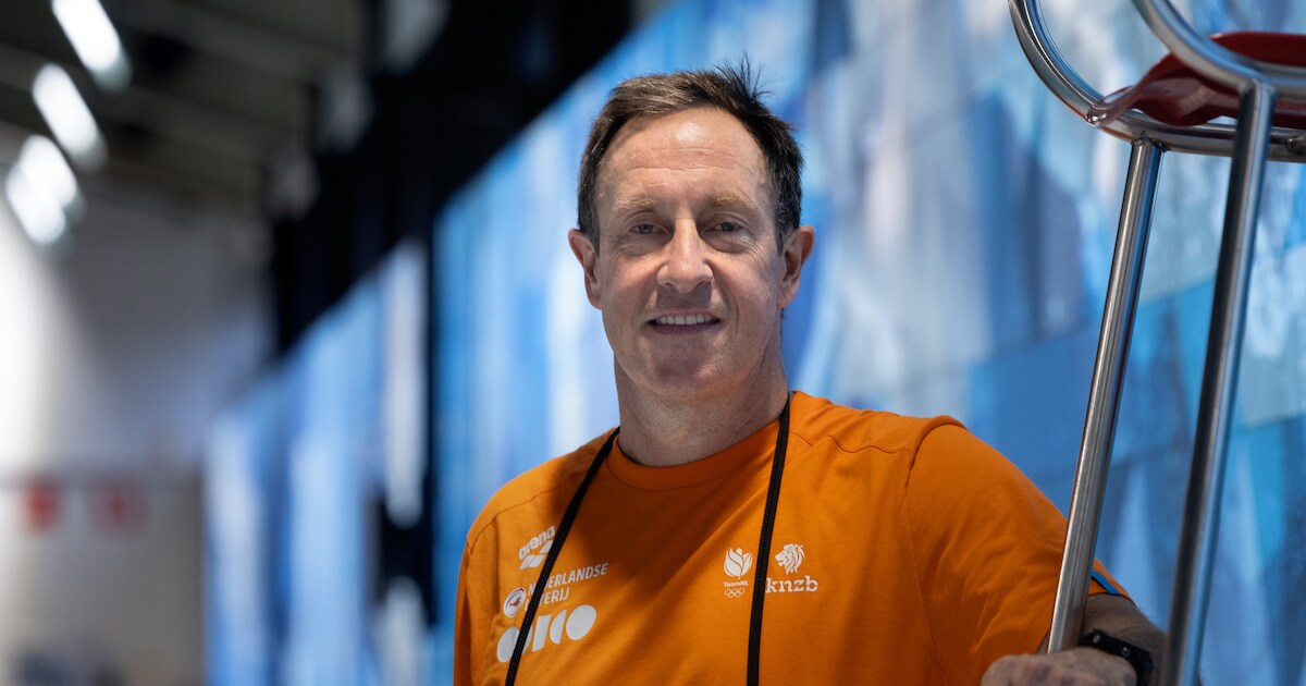 Dit is Peter Bishop, de man die het Nederlandse zwemmen naar een hoger ...