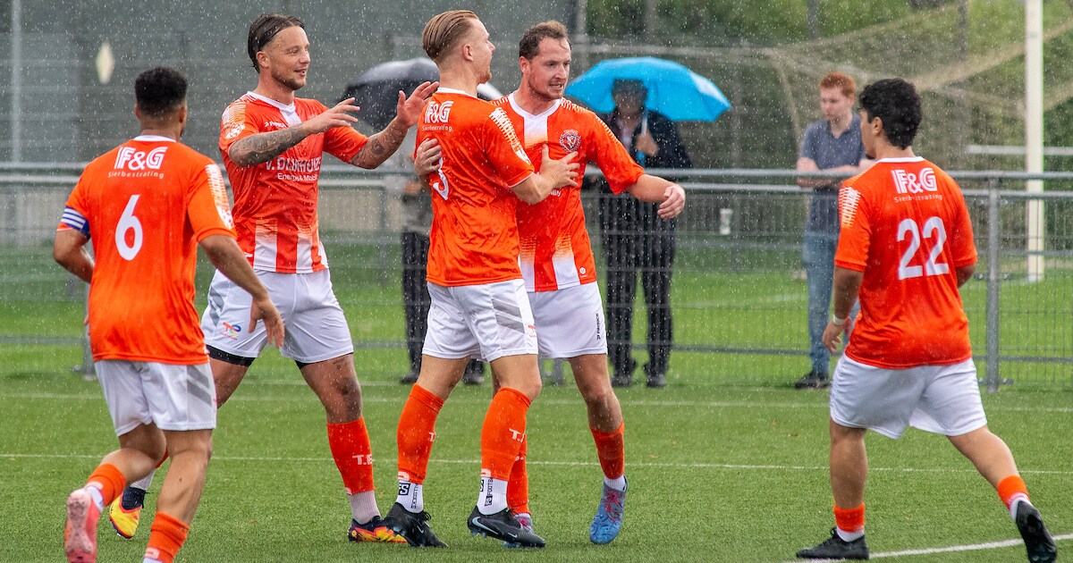 Knuiman bezorgt TEC bevrijdende zege, Theole ziet rood tegen Tricht ...