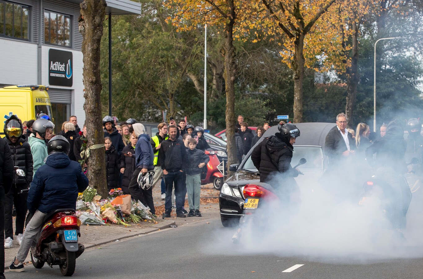 Vader Theo rouwt om het verlies van zijn verongelukte zoon Yourie: ‘Ik ...