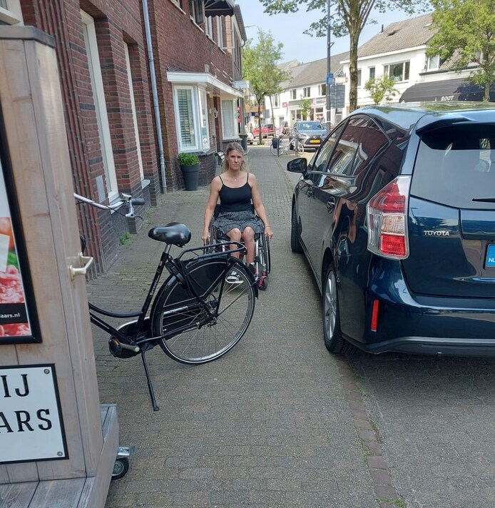 Verhitte discussie over parkeren in Kerkstraat Moergestel: is het een ...