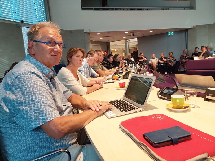 Er moet heel wat oud zeer in politiek Goirle van tafel, maar Joep van ...