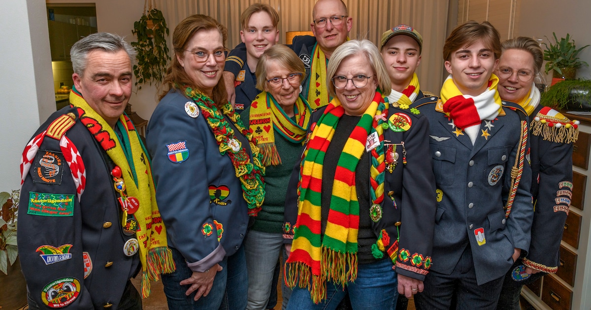 De familie Timmermans heeft tijdens carnaval maar één doel: verschrikkelijk veel lol met elkaar ...