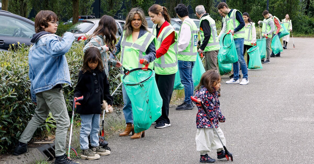 Het gezin van Demiah en Daan ruimt niet alleen zwerfafval op, maar pakt ...