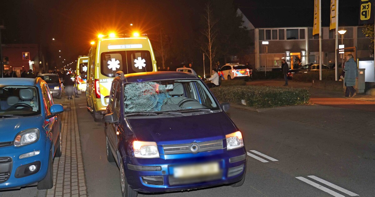 Vrouw raakt zwaargewond bij botsing tussen fiets en auto in Waalwijk ...