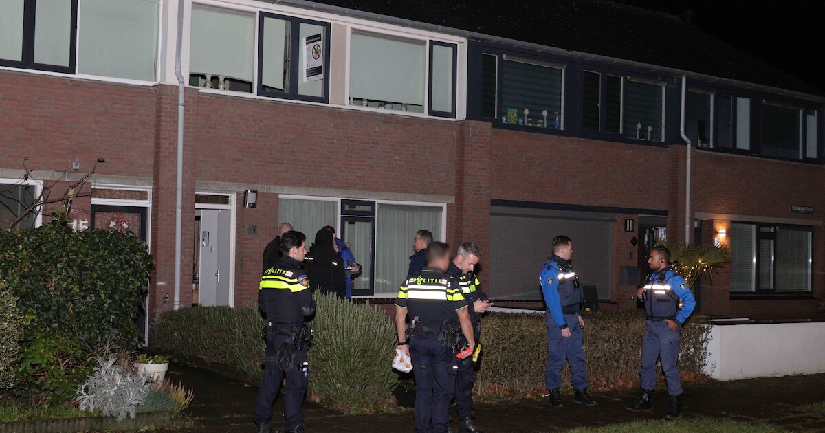 Inval bij woning met hennepkwekerij in Waalwijk | Waalwijk, Heusden e.o. | bd.nl