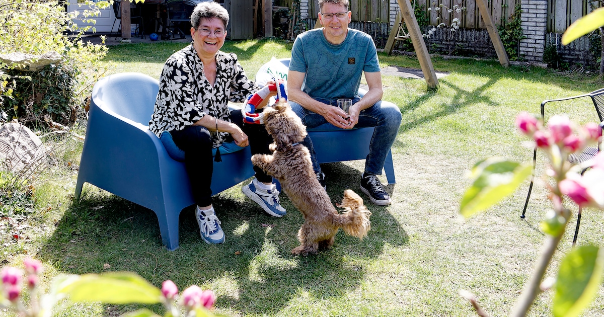 Tijn en Ilse bewaken de zeden in hun gezinshuis: ’De regel is hier ...