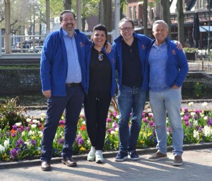 Oranjevereniging haalt 'grootste nostalgische kermis van de Benelux ...