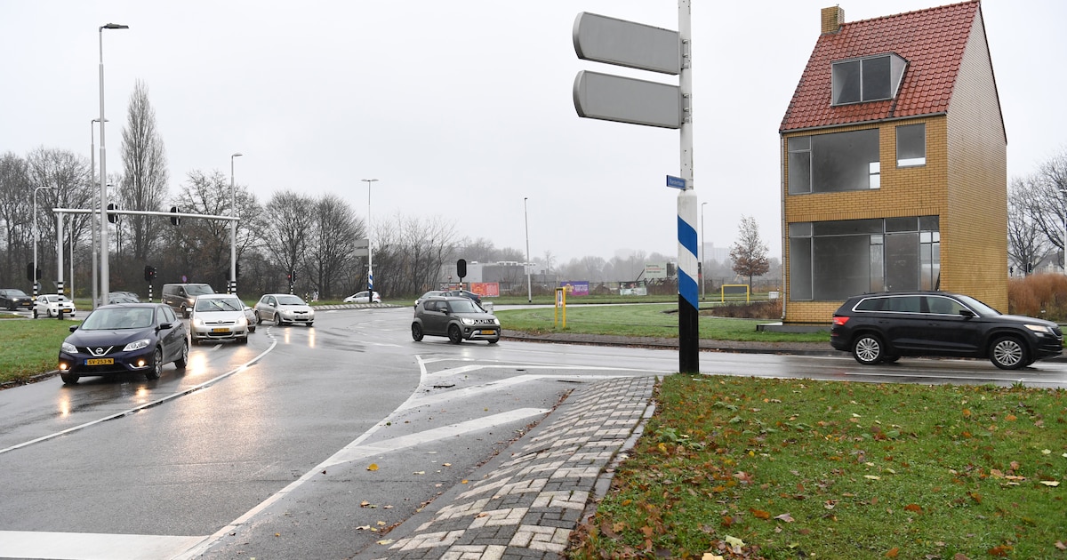 1 miljoen euro voor 500 meter asfalt: rotonde bij Draaiend Huis krijgt ...