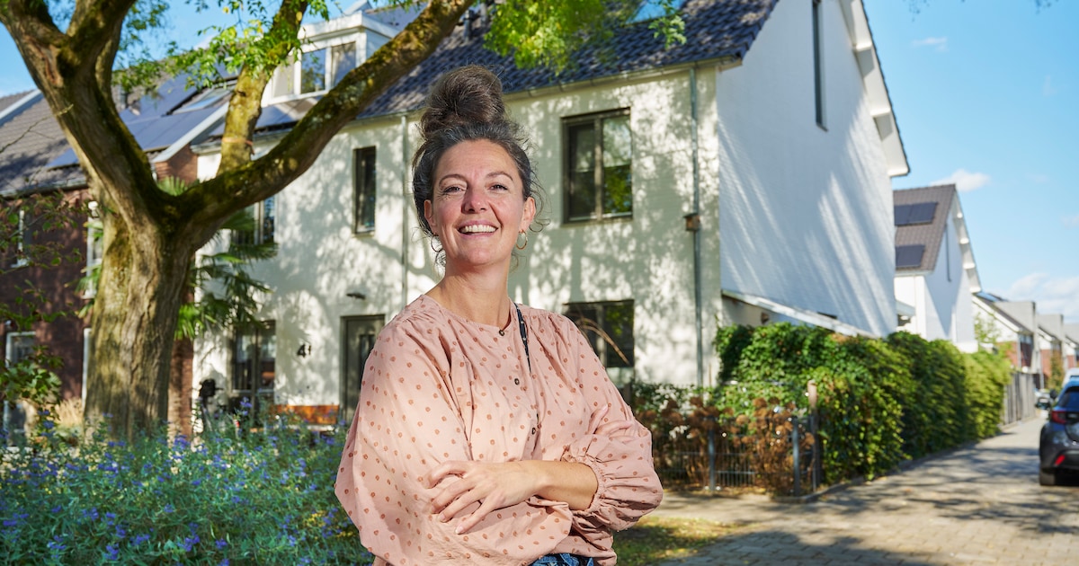 Debbie gaat geweldig goed op goud, líefst in combinatie met zwart en ...