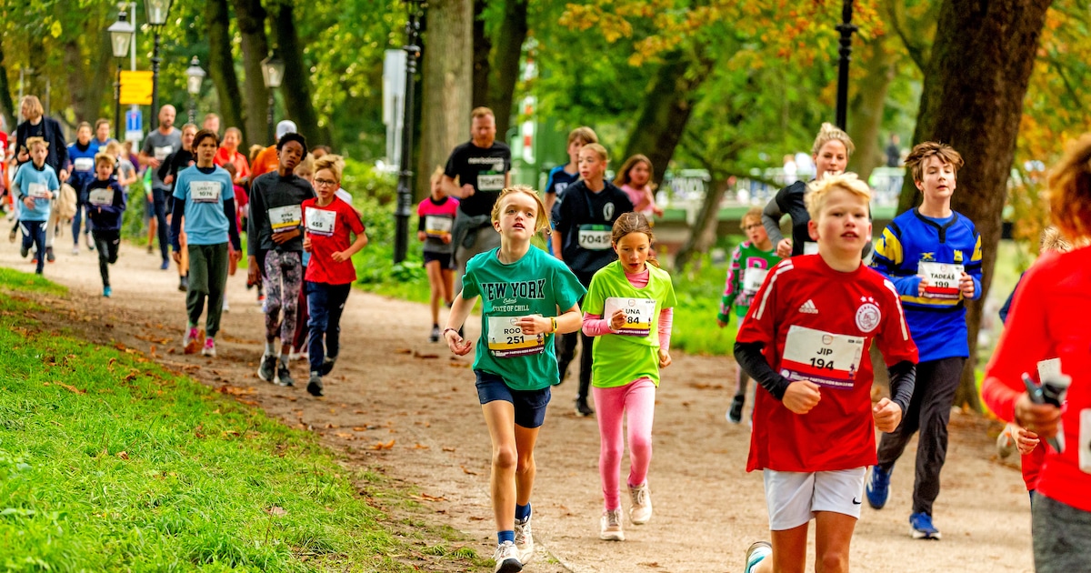 Kinderen die hardlopen: is meedoen belangrijker dan winnen, of mag je ...