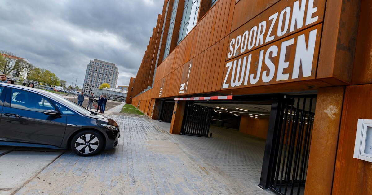 En dan kun je ein-de-lijk fatsoenlijk parkeren in de Spoorzone: ‘Het is ...