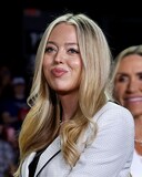 Een Golftalent Een Zakenman Een Oud Presentatrice En Een Ontzettend