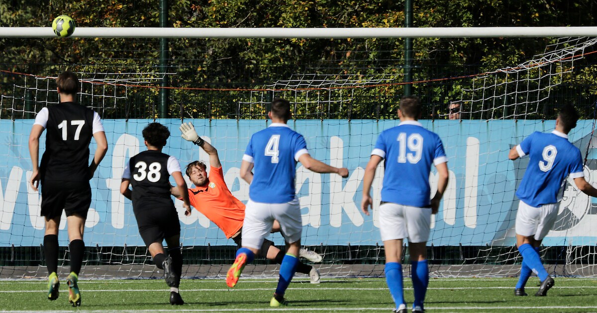 FC Uden wint in vriendelijke wedstrijd met tien kaarten van WHV ...