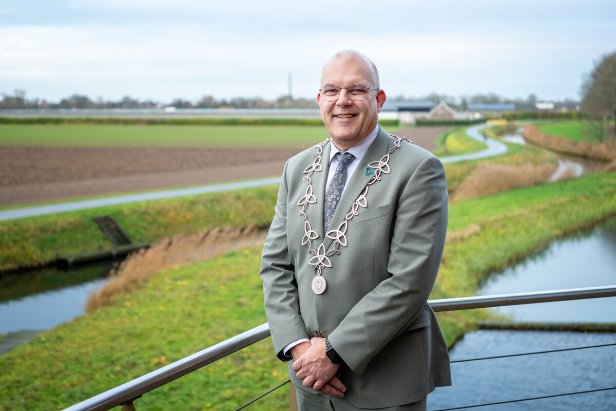 Egbert Lichtenberg start tweede termijn als burgemeester van Altena: ‘Werk aan de winkel ...