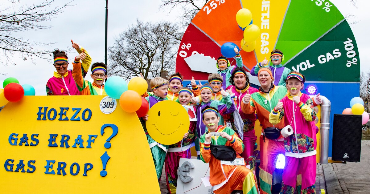 Pinnekleuversgat zet de bluumkes flink bùite! | Hilvarenbeek | BD.nl
