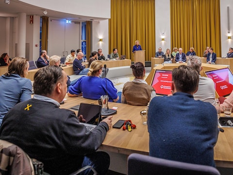 Zes mensen aangehouden in onderzoek naar stemfraude Gorinchem | Regio ...