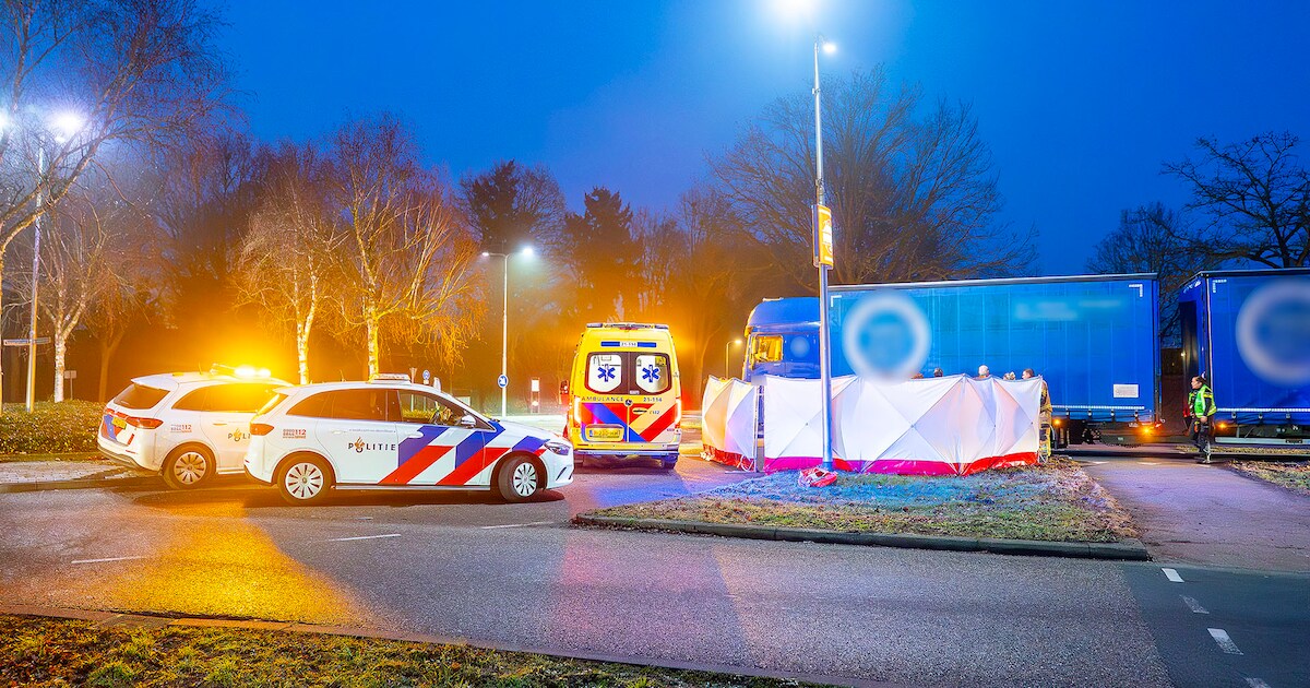 Weggebruikers filmen slachtoffer bij dodelijk ongeval Oss en negeren ...