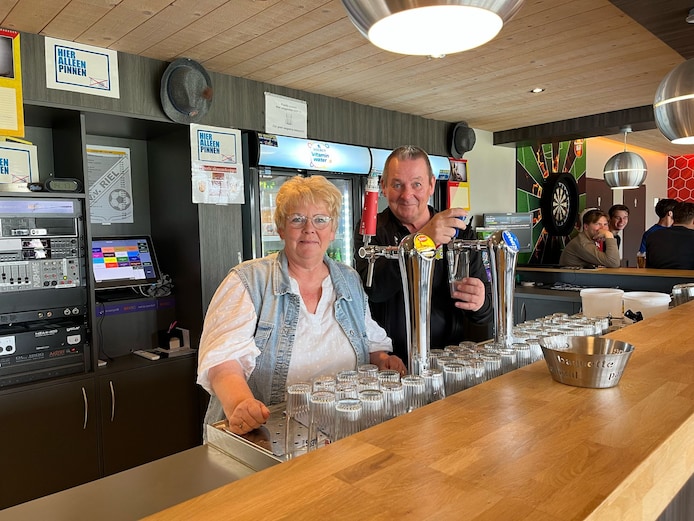 Hun hart is rood-geel, toch doen Peter en Karin van Berkel na een ...