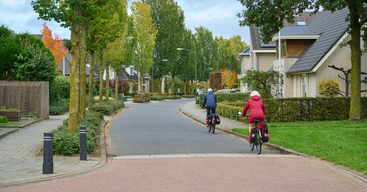 Tegenstanders snelfietsroute: ‘Autosnelweg leg je toch ook niet dwars ...
