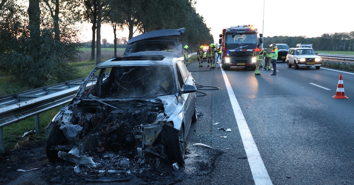 Autobrand zorgt voor vertraging op A58 bij afslag Moergestel en Oisterwijk | Brabant | bd.nl