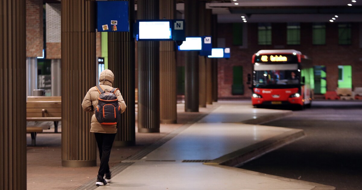 Door staking rijden er vandaag bijna geen bussen in Brabant: kijk hier ...