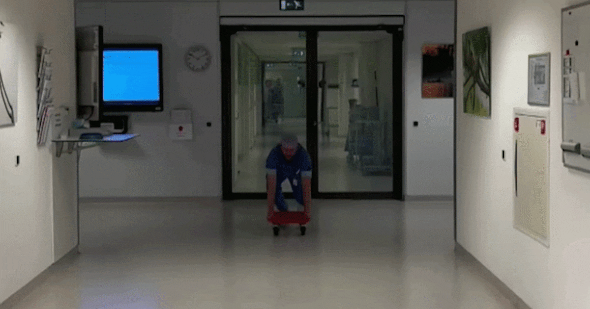 Filmpje in ziekenhuis gaat viraal (en waarom niet iedereen dat gepast ...