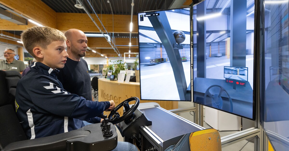 Zelf een heftruck bedienen tijdens de open dag bij Weener XL: simulator ...